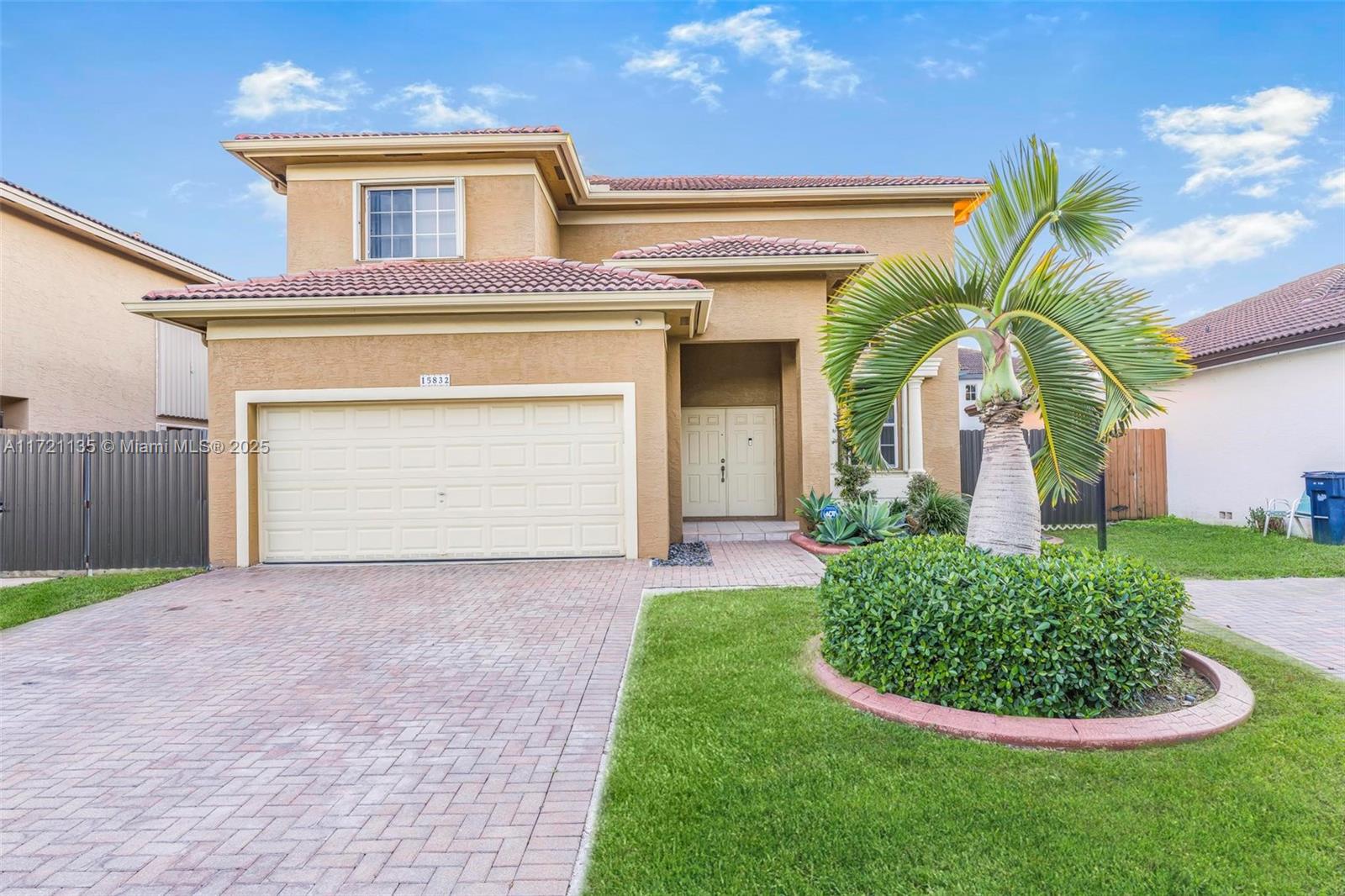 MLS# A11721135 | 15832 SW 146th Ter, Country Walk, FL 33196 Single ...