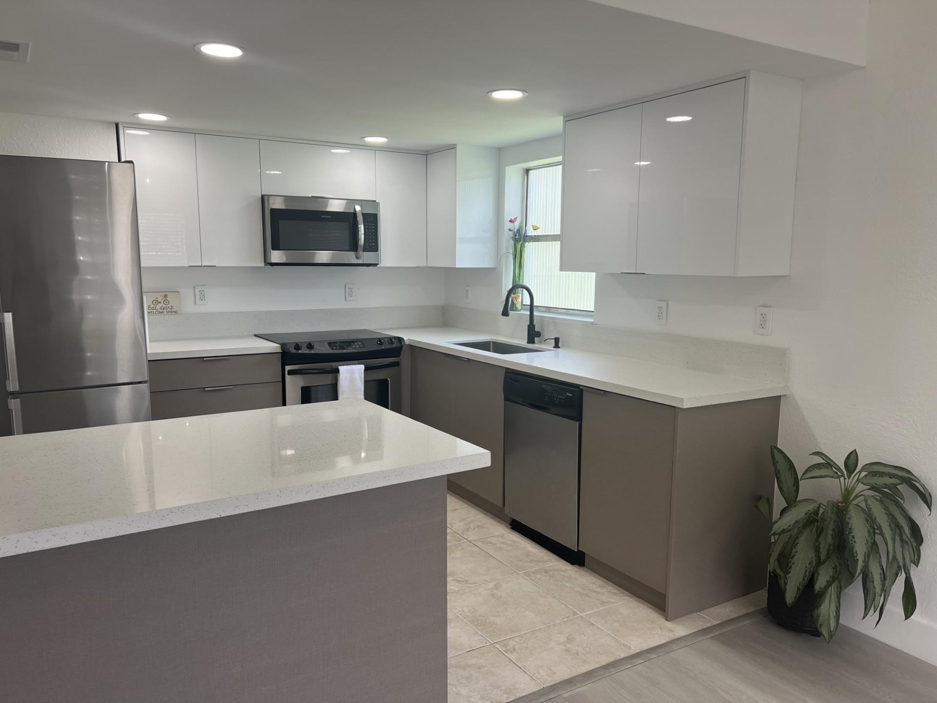 MLS# F10496455 | 3100 Coral Springs Dr #1J, Coral Springs, FL 33065 ...